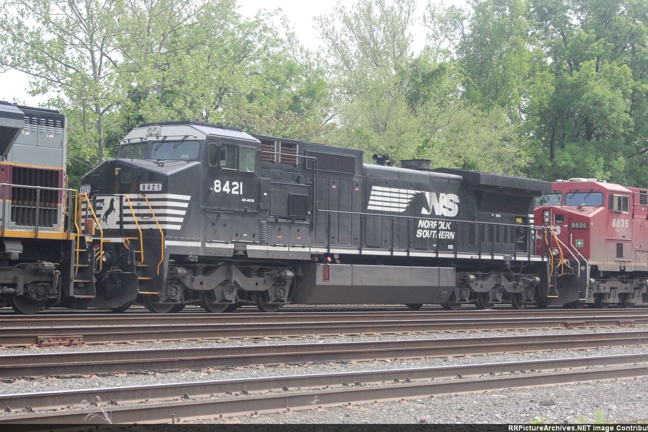 NS 8421